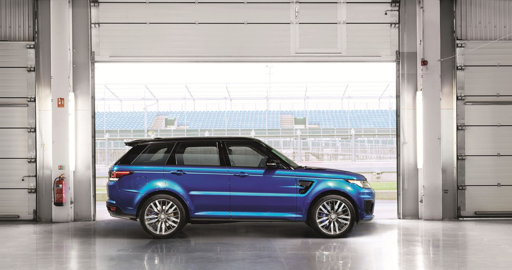 Land Rover Range Rover Sport SVR : ses 550 chevaux débarqueront au ...