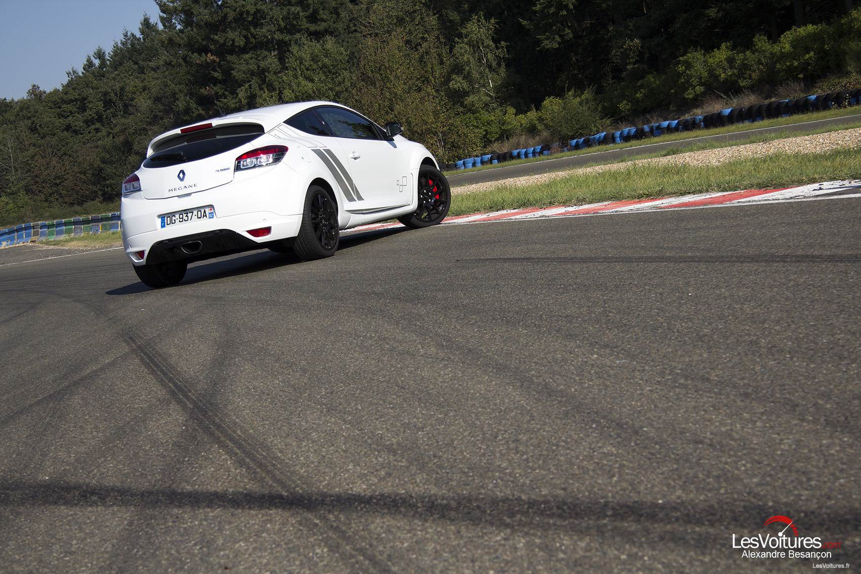 Renault Mégane R.S. 275 Trophy : en piste avec Laurent Pasquali ! - Les ...