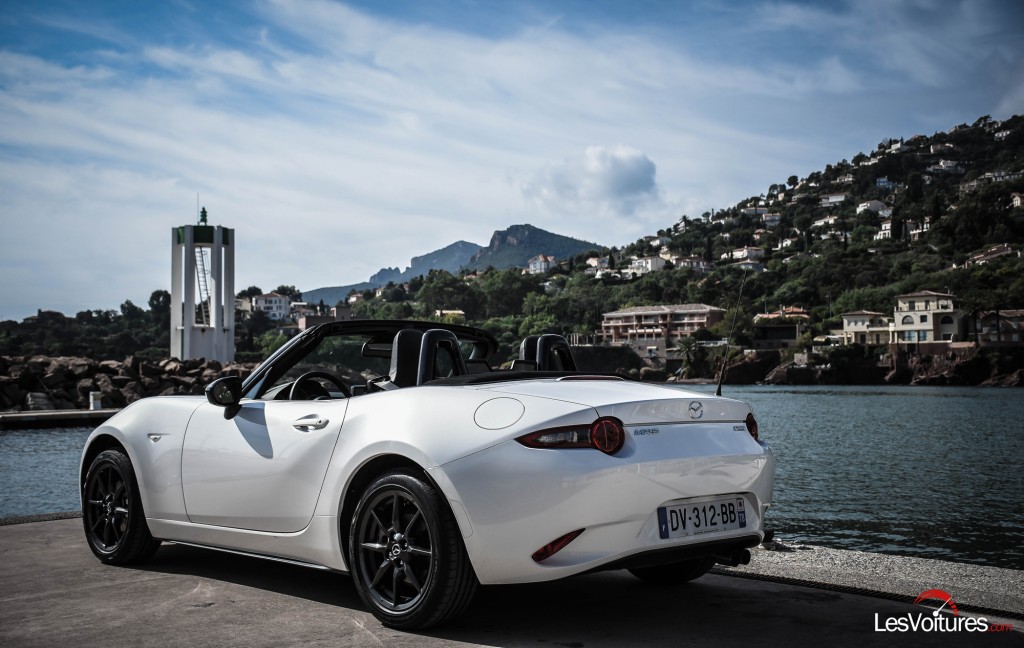 Mazda MX-5 : tous les salariés de Mazda France se voit "offrir" le ...