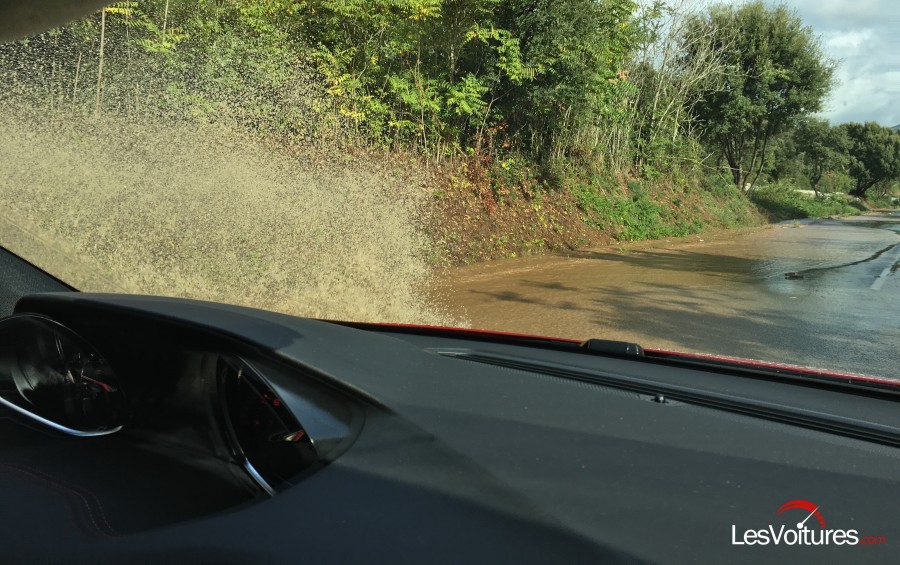 Peugeot 308 by Peugeot Sport : sous le déluge du Tour de Corse WRC ...