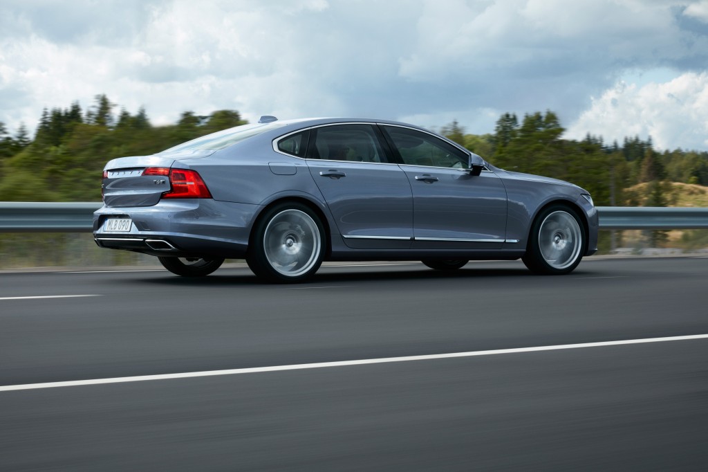 Volvo S90 : sécurité absolue au programme de la nouvelle berline premium... - Les Voitures