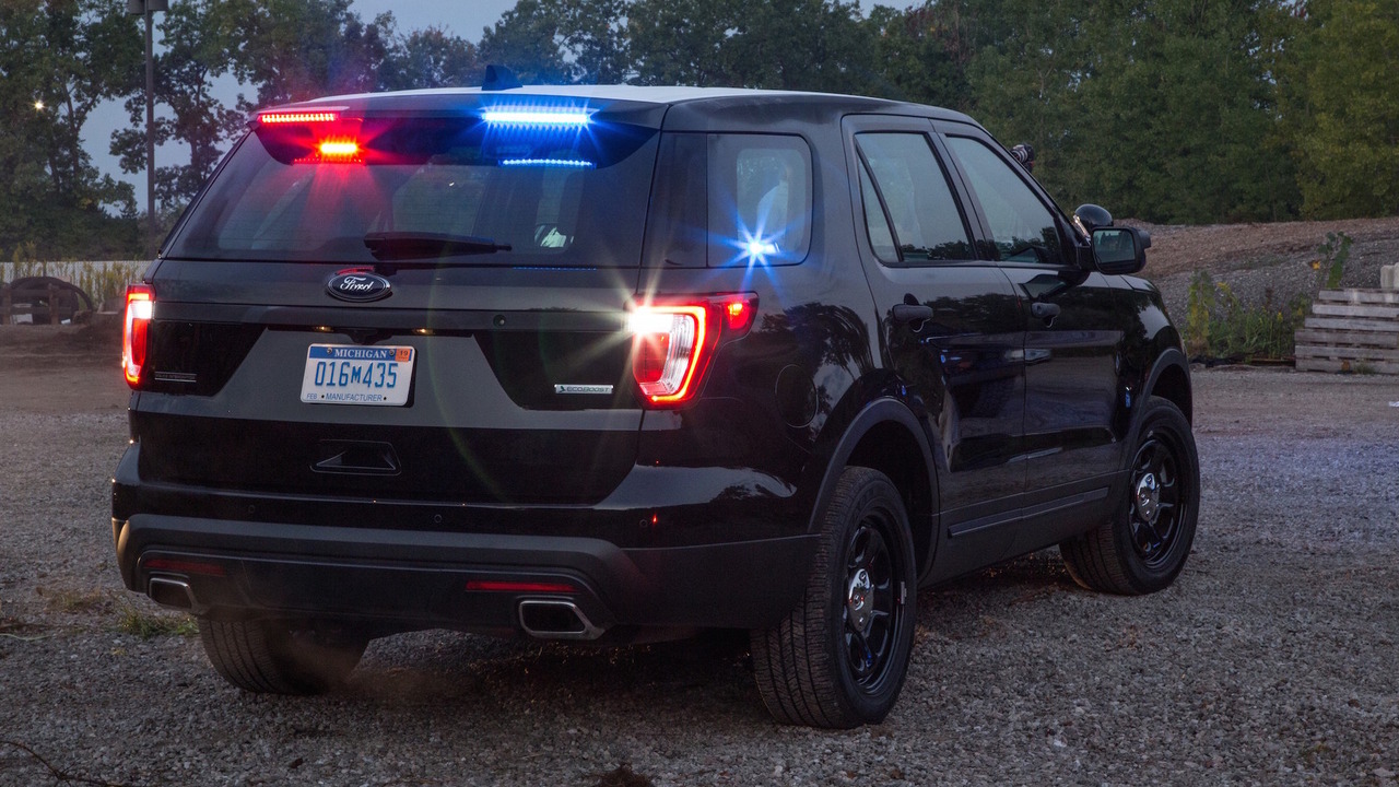 Ford Explorer : presque discret en version Police Interceptor Utility ...