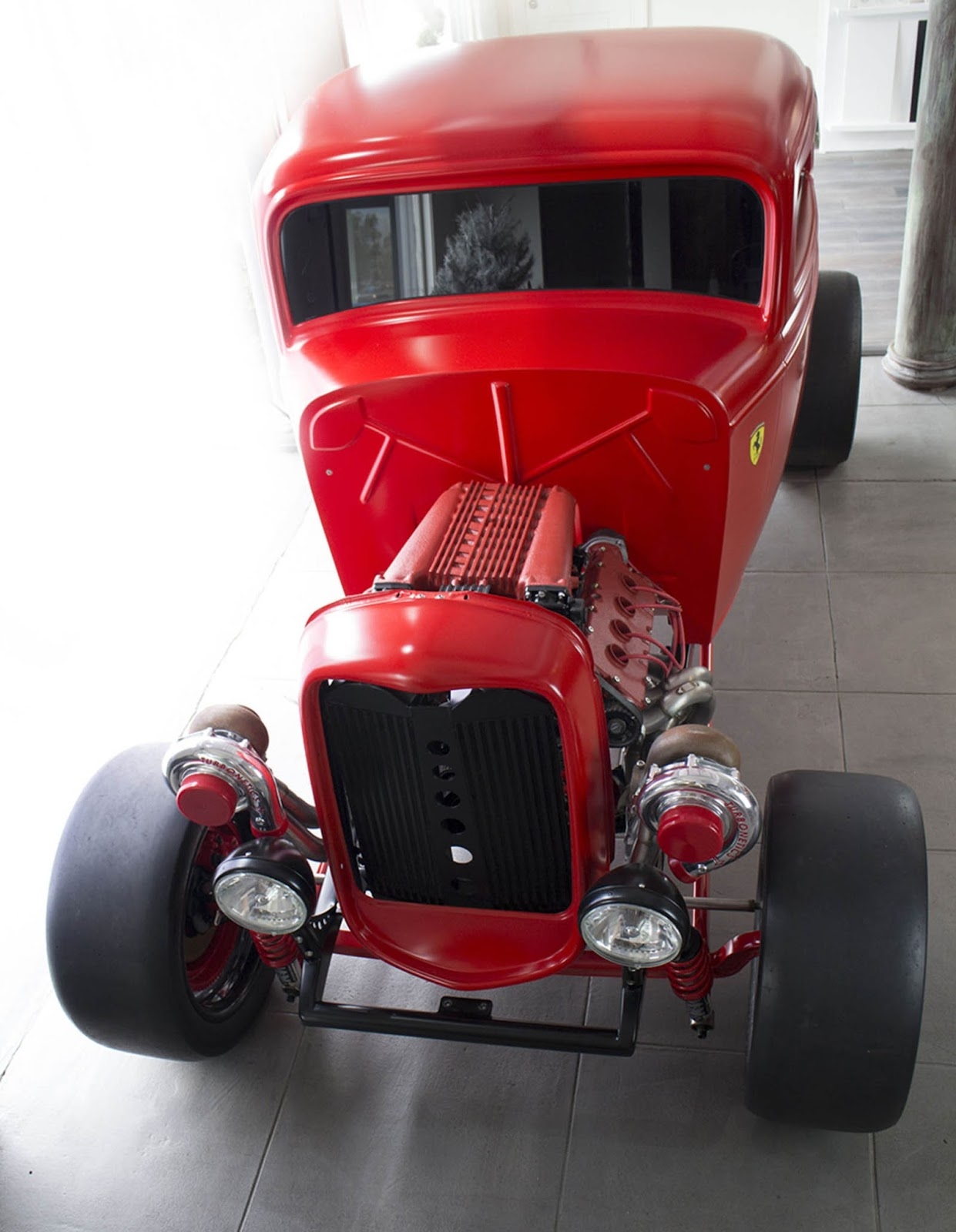 Hot Rod : un insolite Ford de 1932 à moteur Ferrari mis en vente - Les ...
