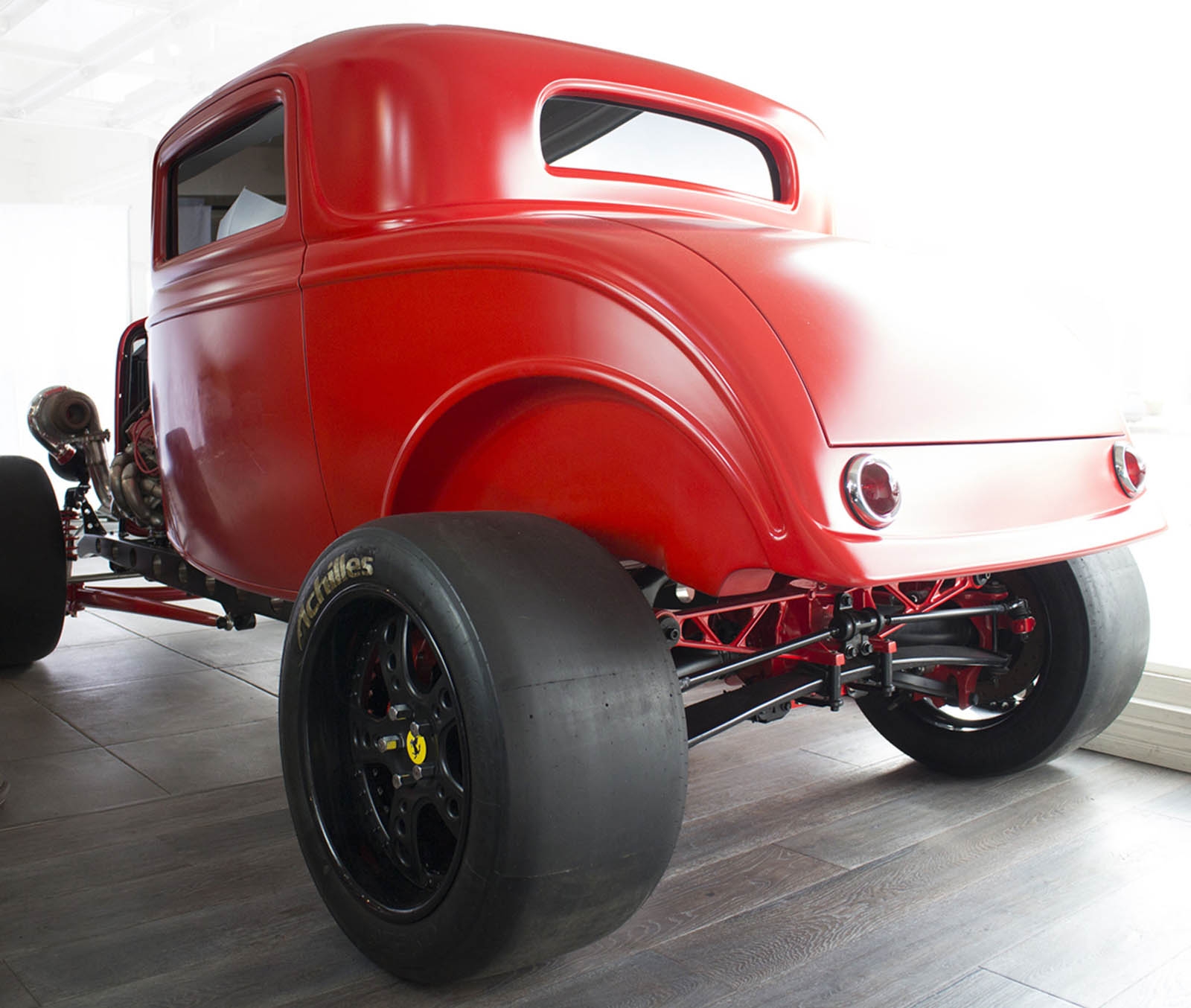 Hot Rod : un insolite Ford de 1932 à moteur Ferrari mis en vente - Les ...