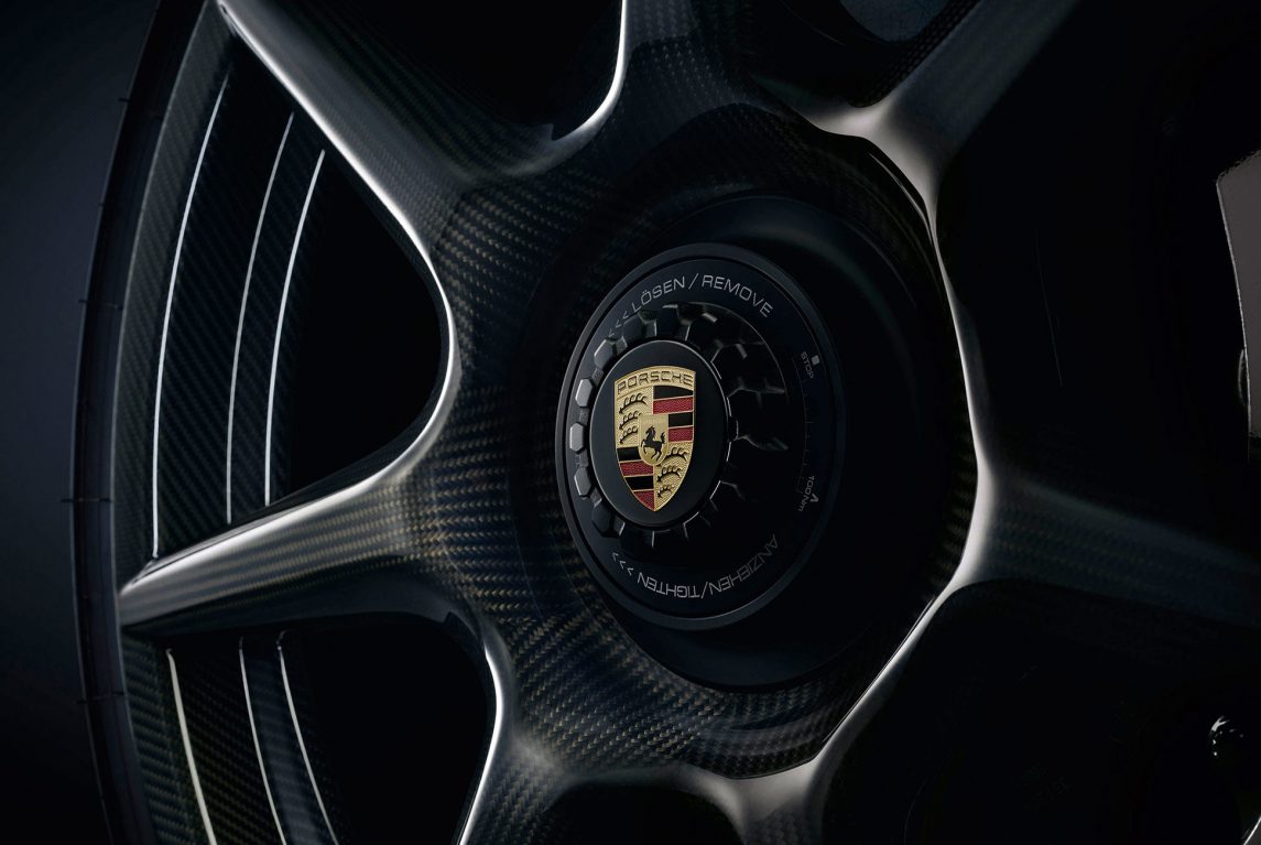 Porsche 911 Turbo S Exclusive Series : des jantes en fibre de carbone ...