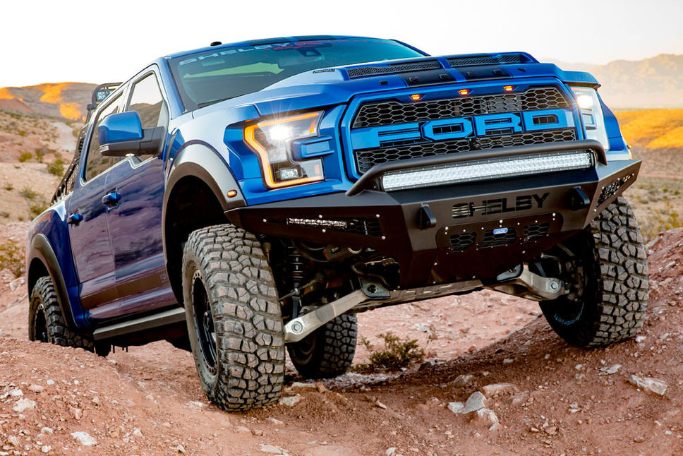 Ford F-150 Raptor : le "pick-up Supercar" à l'essai - Les Voitures