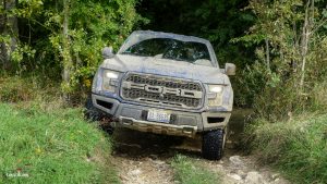 Ford F-150 Raptor : le "pick-up Supercar" à l'essai - Les Voitures