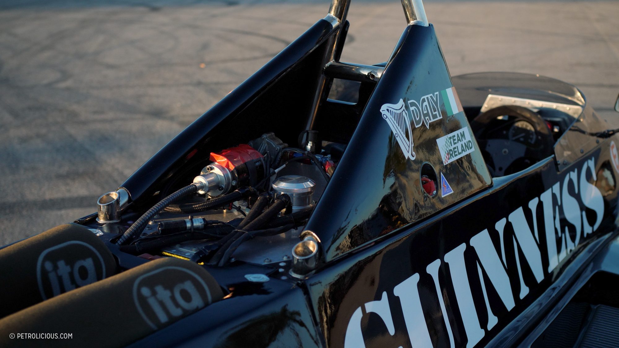 Vidéo : l'extraordiaire F1 March 811 1981 d'un "temps mécanique" révolu ...