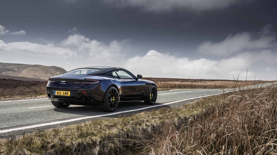 Aston Martin DB11 AMR : version radicale de 639 chevaux - Les Voitures