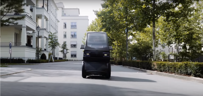iEV X : innovante mini-citadine électrique large de 78 cm - Les Voitures