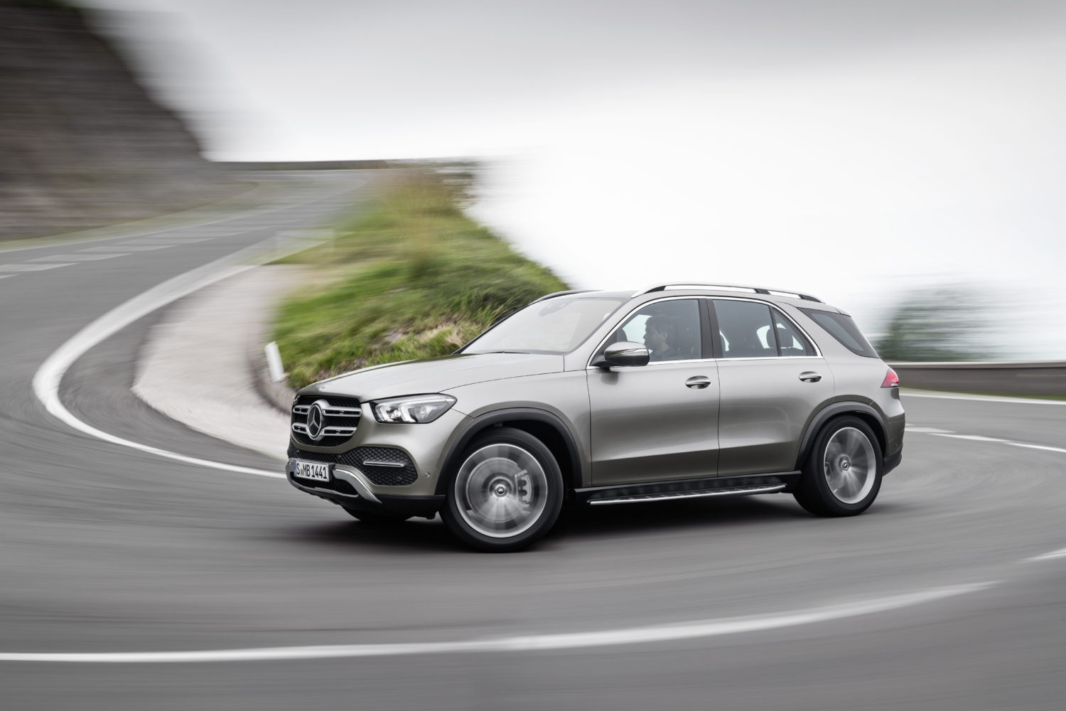 Mercedes-Benz GLE : la nouvelle génération dévoilée - Les Voitures