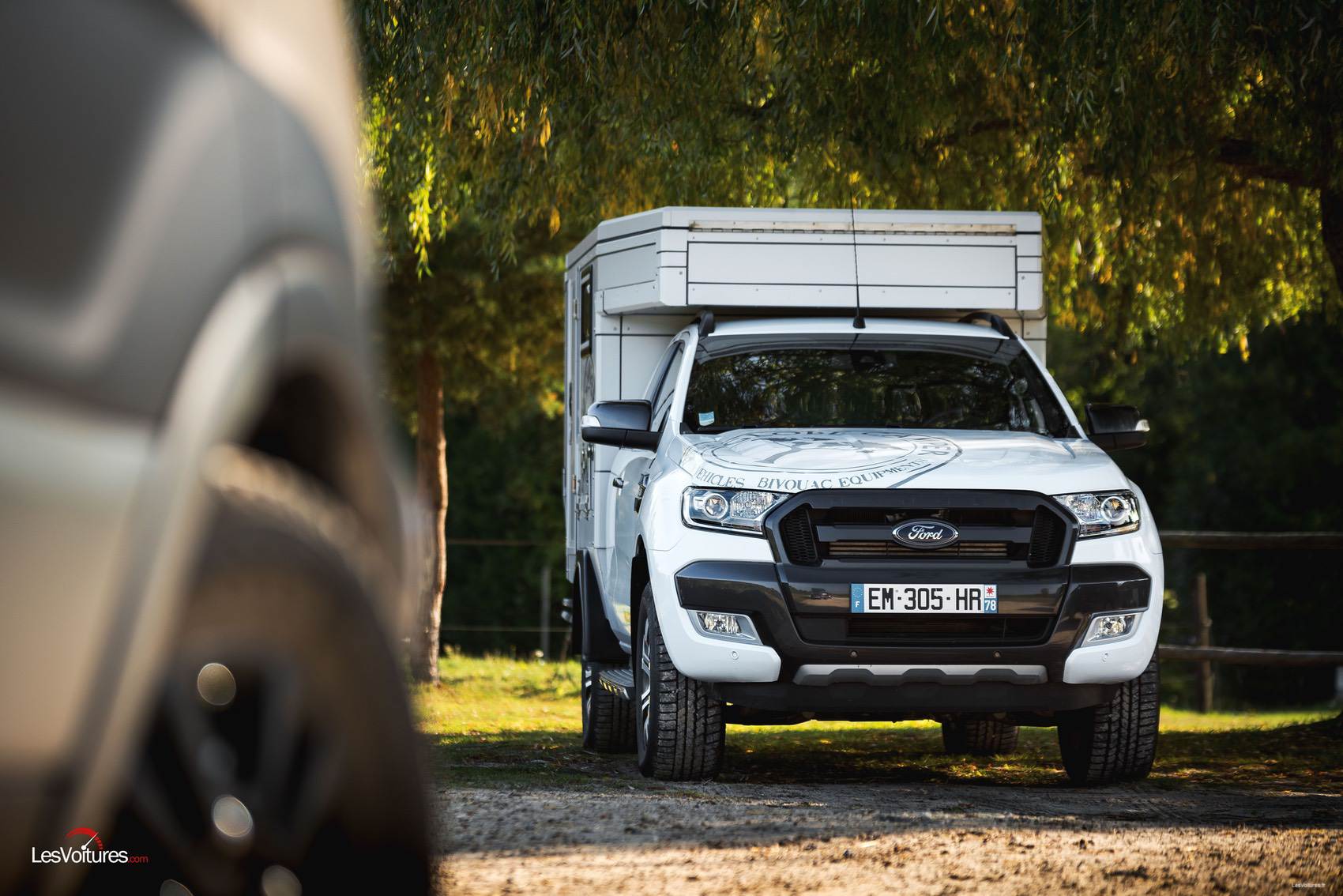 Ford Ranger Globe Camper : le pick-up de l'aventure, essai - Les Voitures
