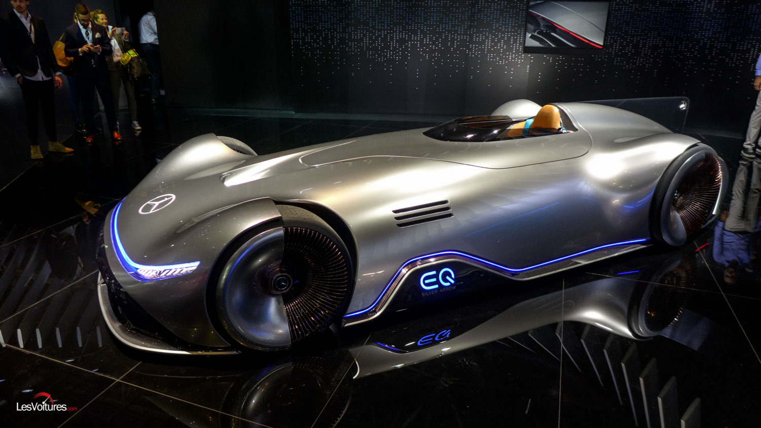 Mercedes-Benz Vision EQ Silver Arrow : concept-car électrisant - Les ...