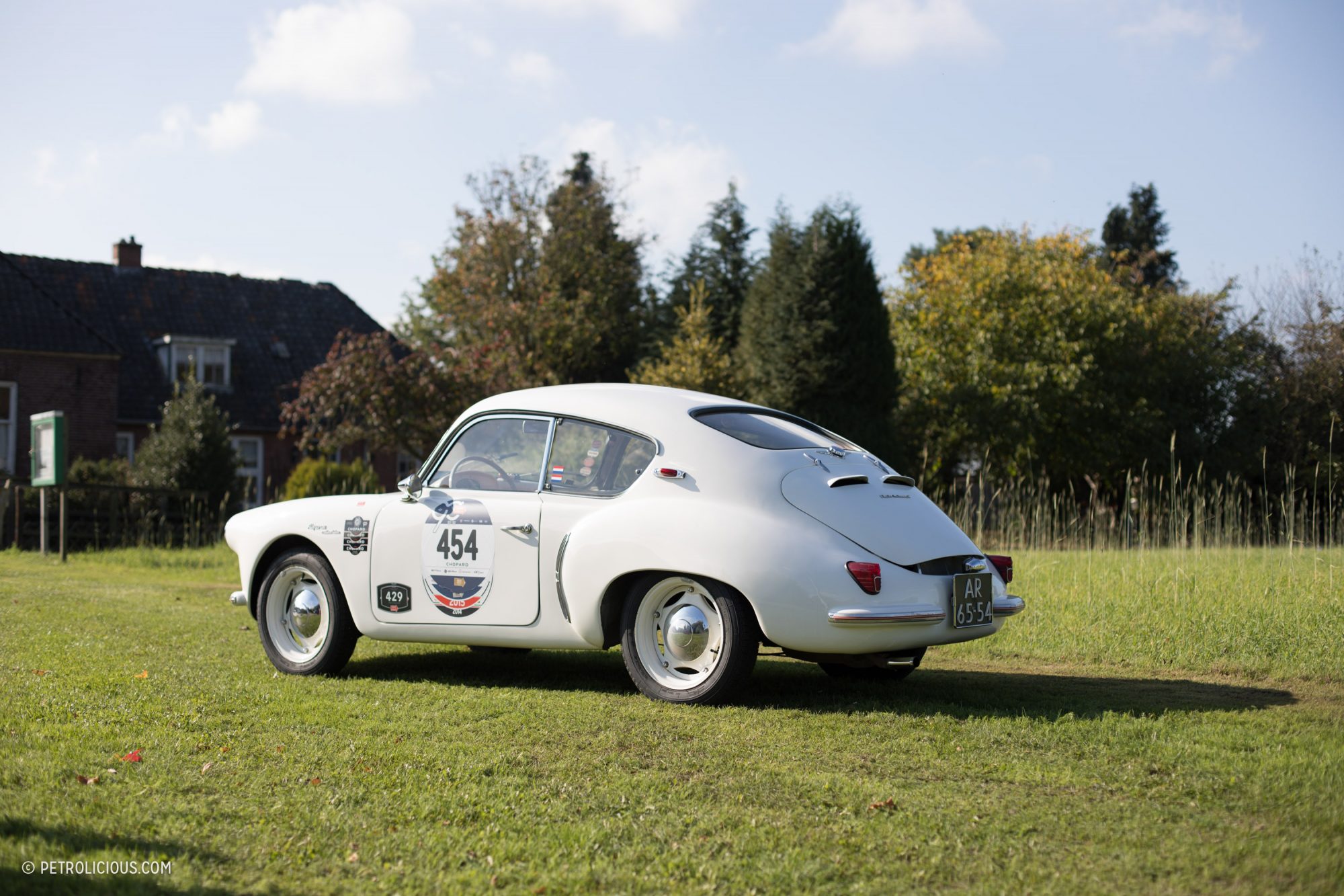 Vidéo : l'Alpine A106 est toujours en course - Les Voitures