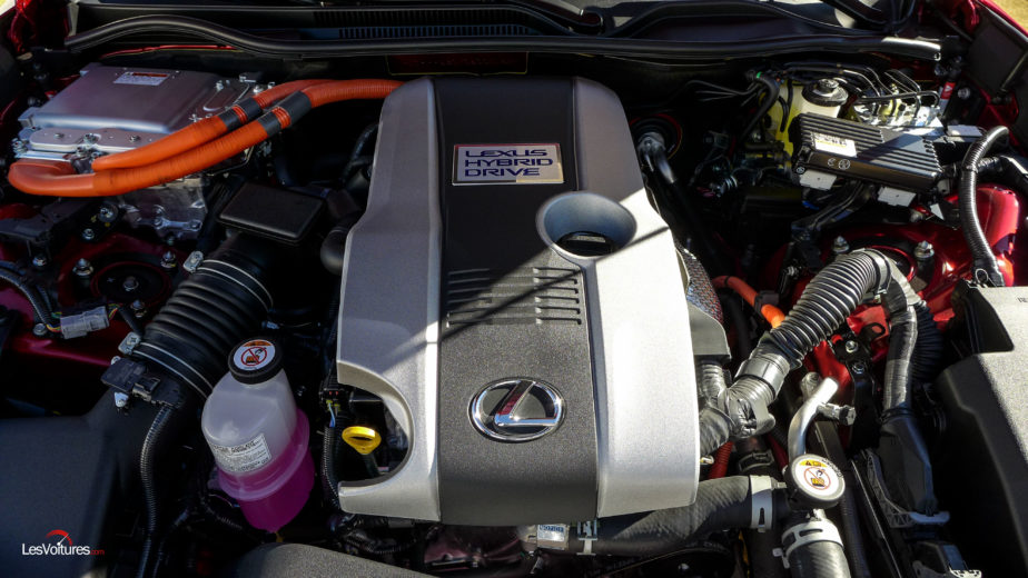 Lexus RC 300h : dans l'arène du premium, essai - Les Voitures