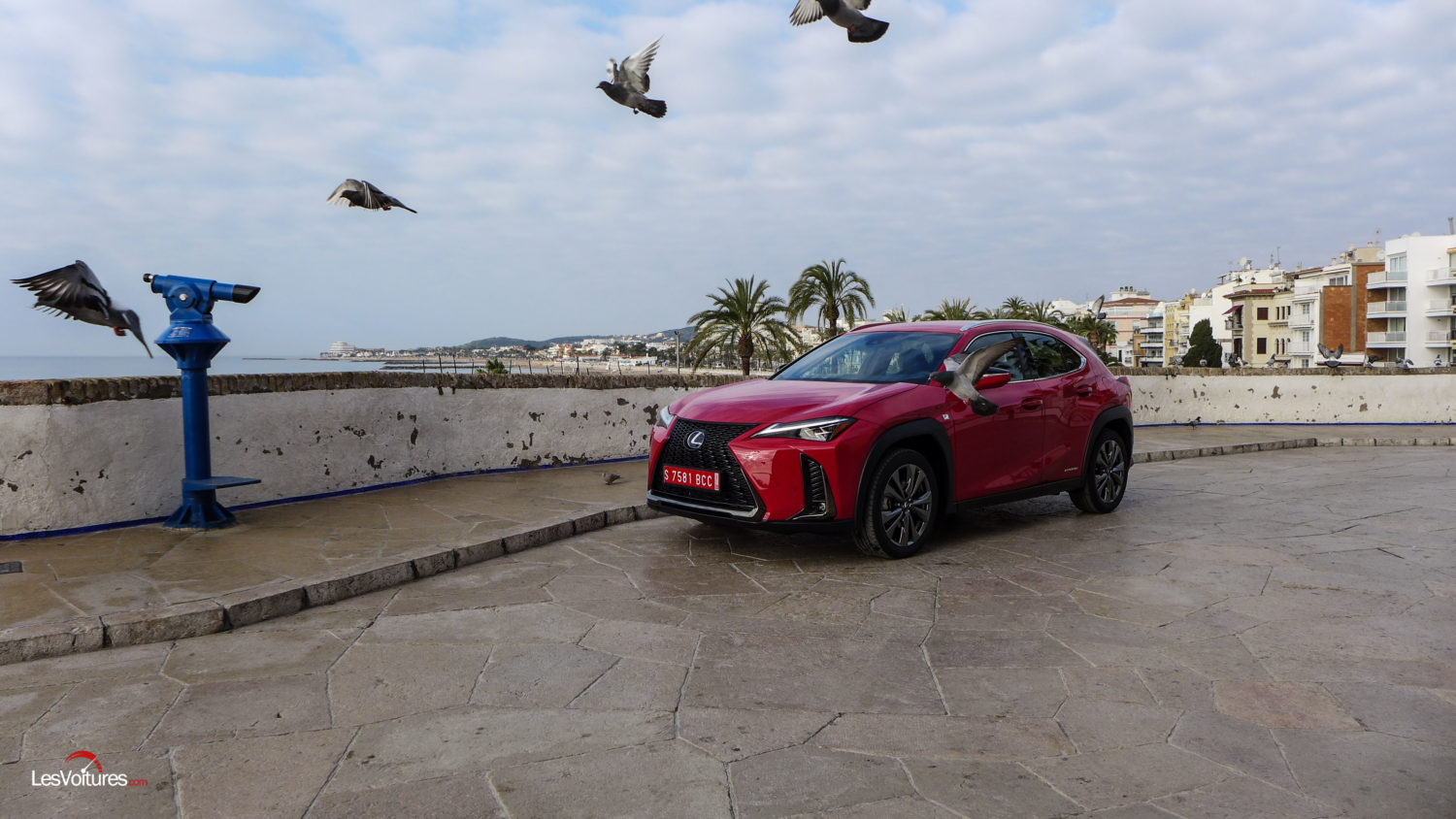 Lexus UX 250h : la surprise SUV, essai | Les Voitures