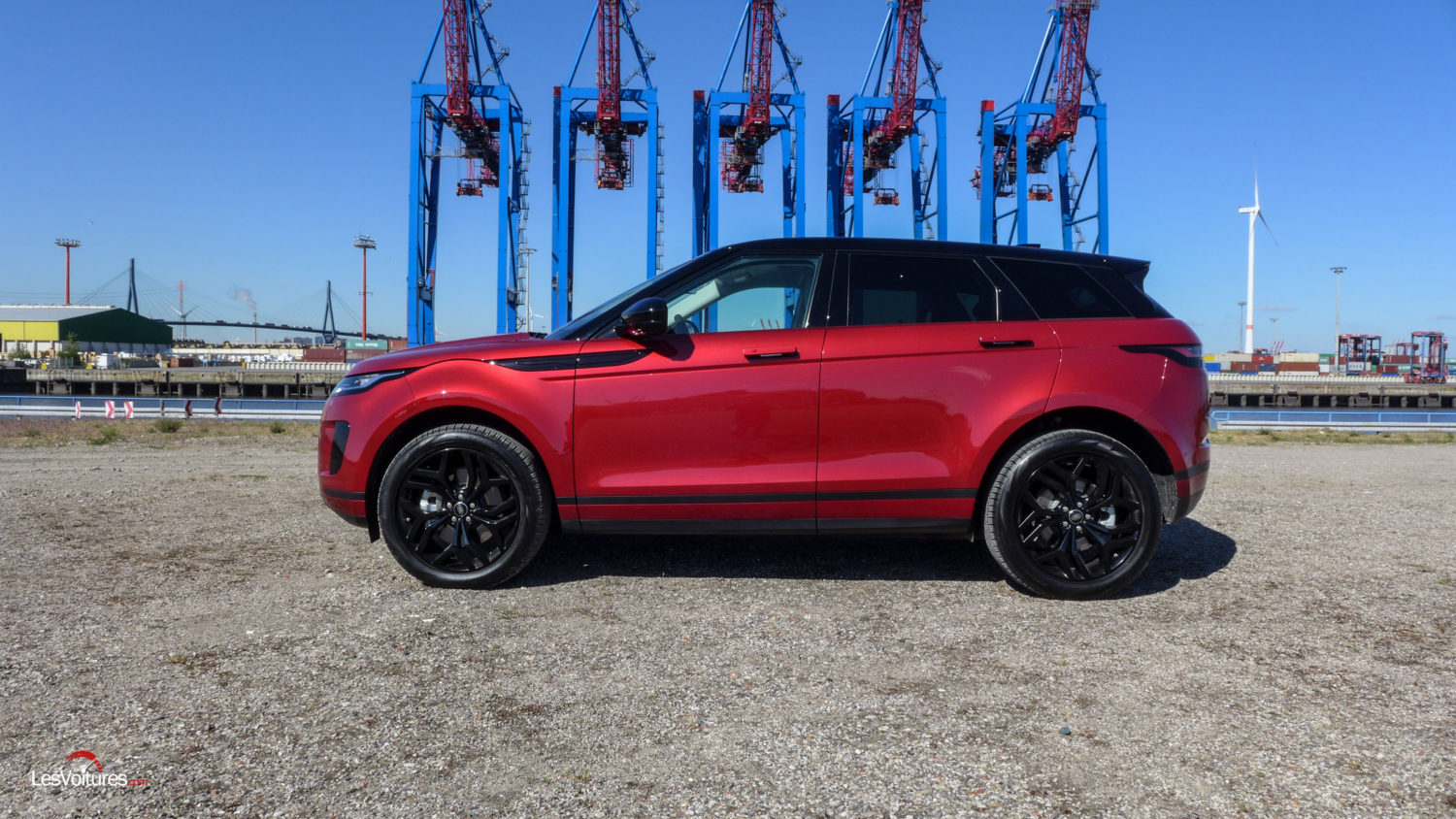 Range Rover Evoque : le "mini-Velar" à l'essai - Les Voitures