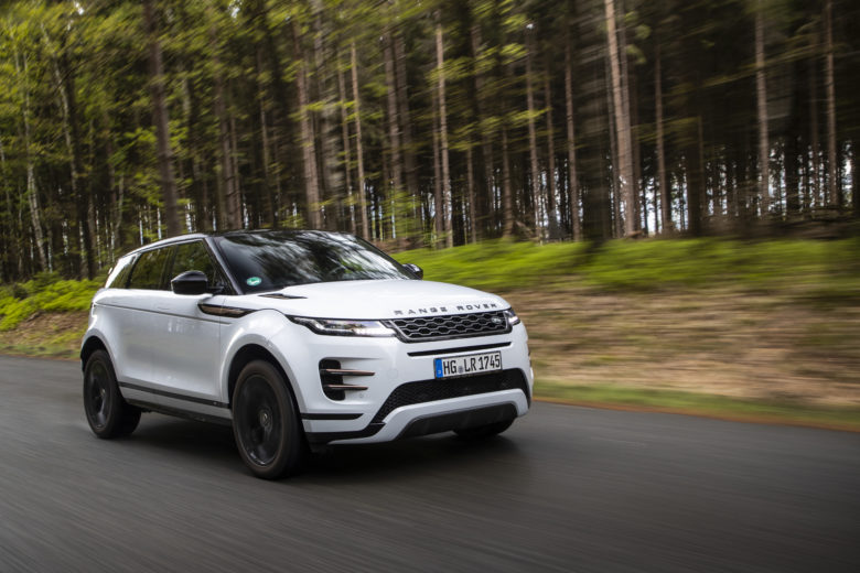 Range Rover Evoque : le "mini-Velar" à l'essai - Les Voitures
