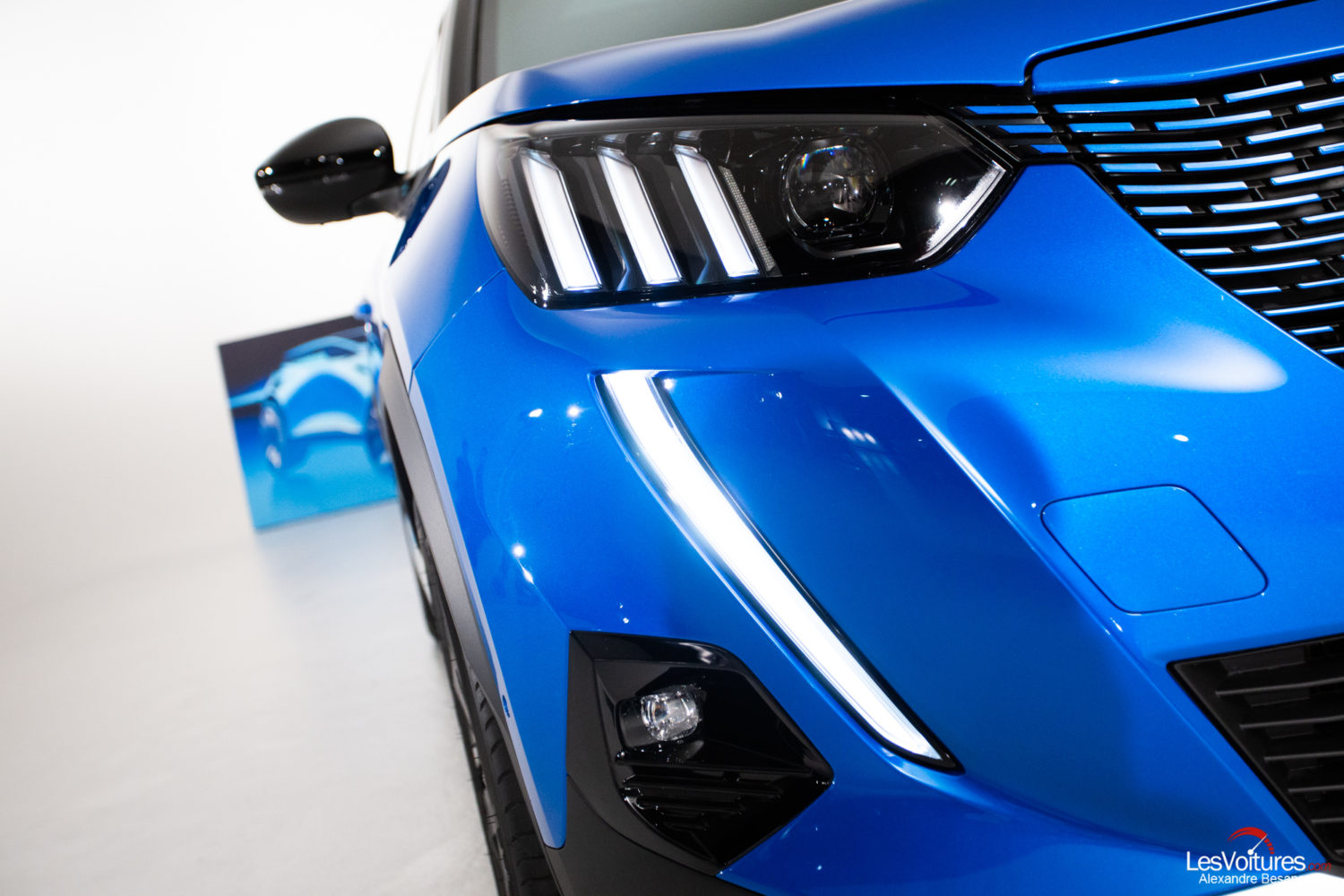 Vidéo : le Peugeot e-2008 dans les moindres détails - Les Voitures