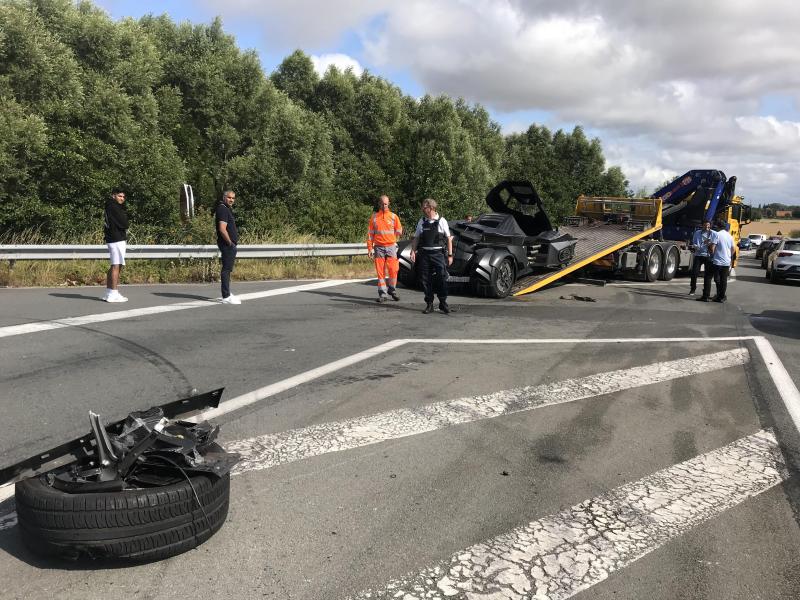 Nord-Pas-de-Calais : la Batmobile durement accidentée - Les Voitures