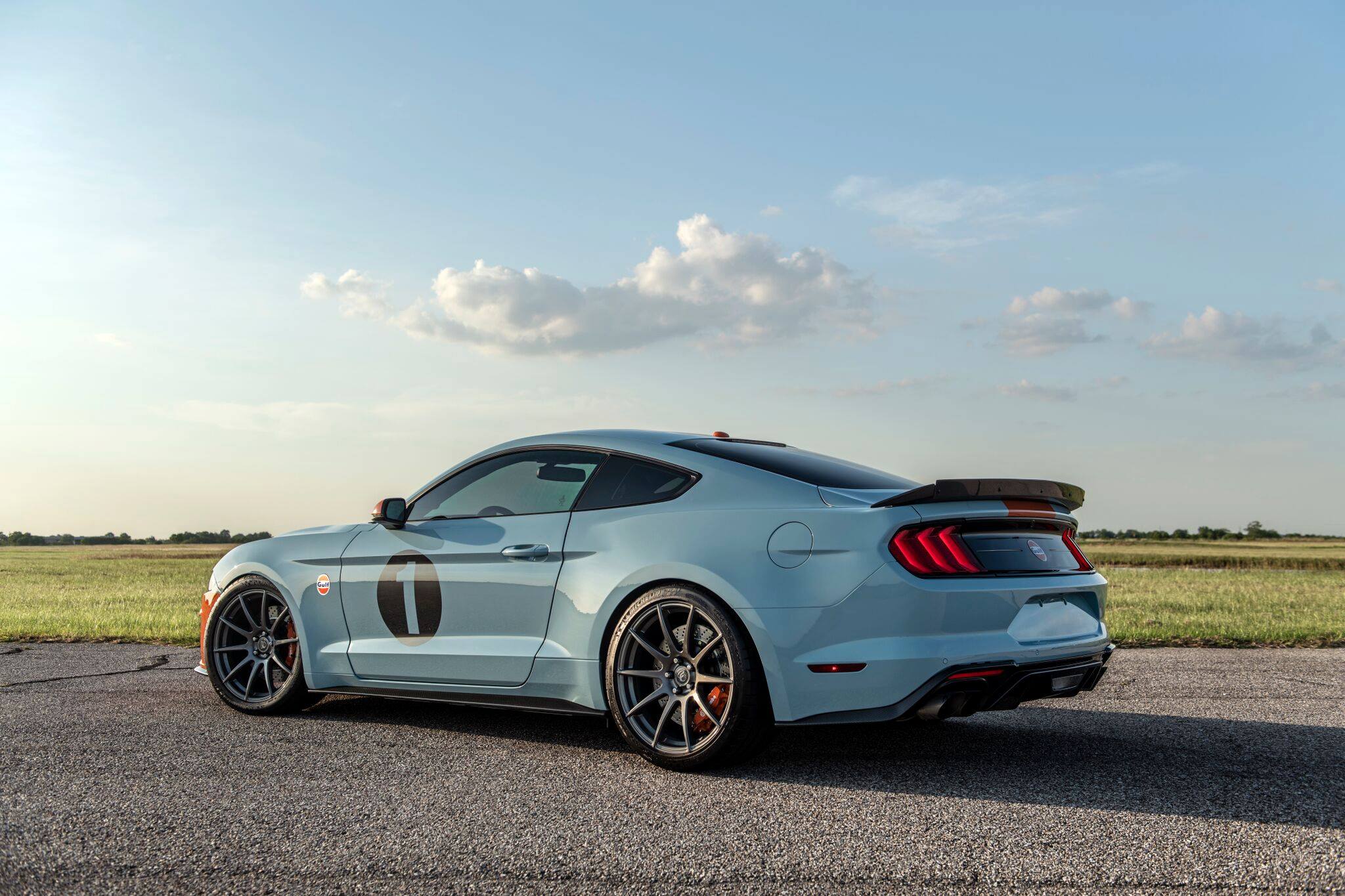 Ford Mustang : une série limitée Gulf Heritage de 819 chevaux - Les ...