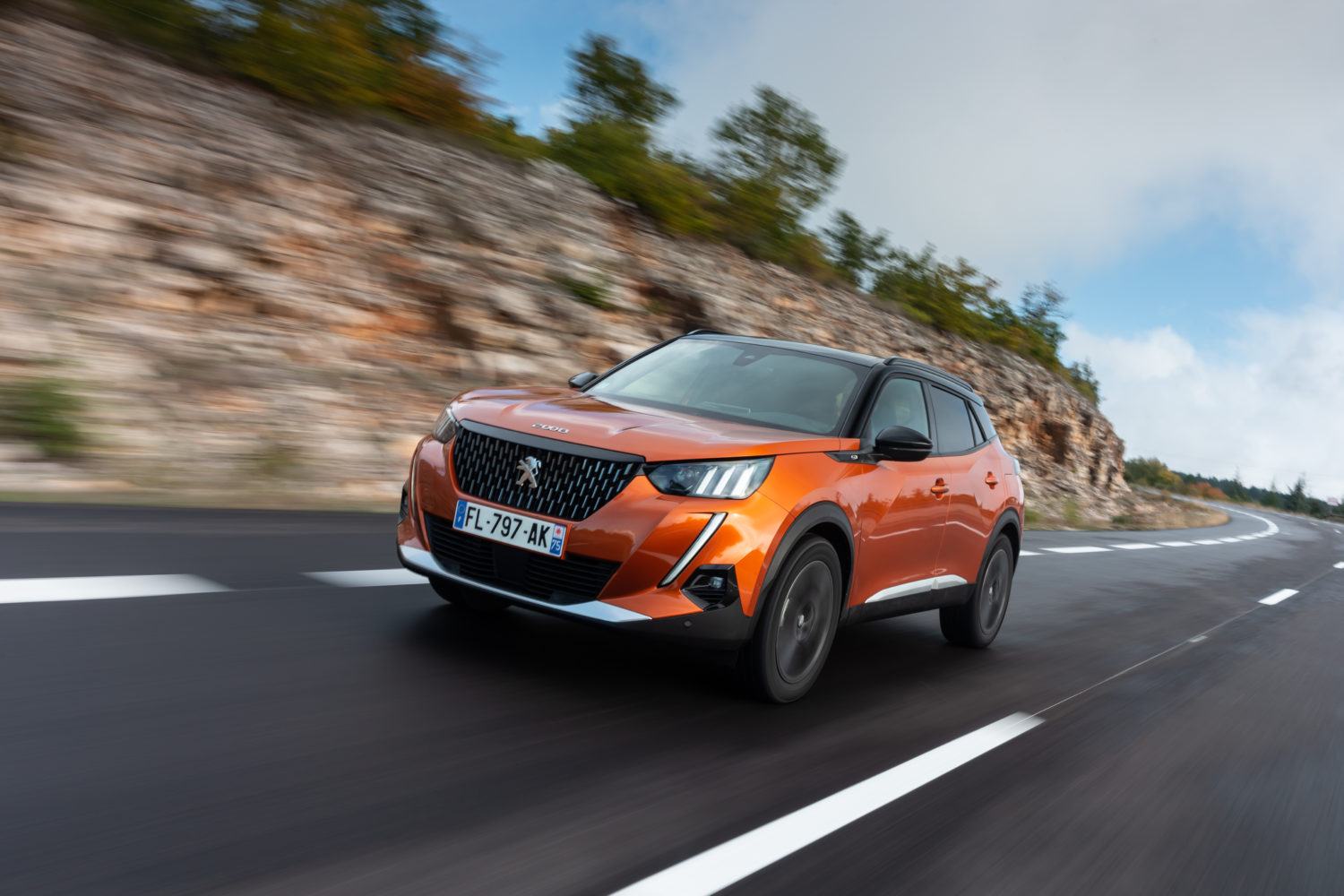 Peugeot 2008 : nouvelle référence des SUV compacts, essai - Les Voitures