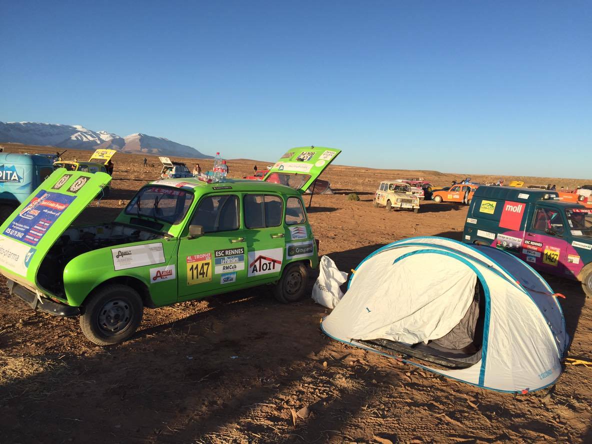 4L Trophy : le plus célèbre des rallyes étudiants - Les Voitures