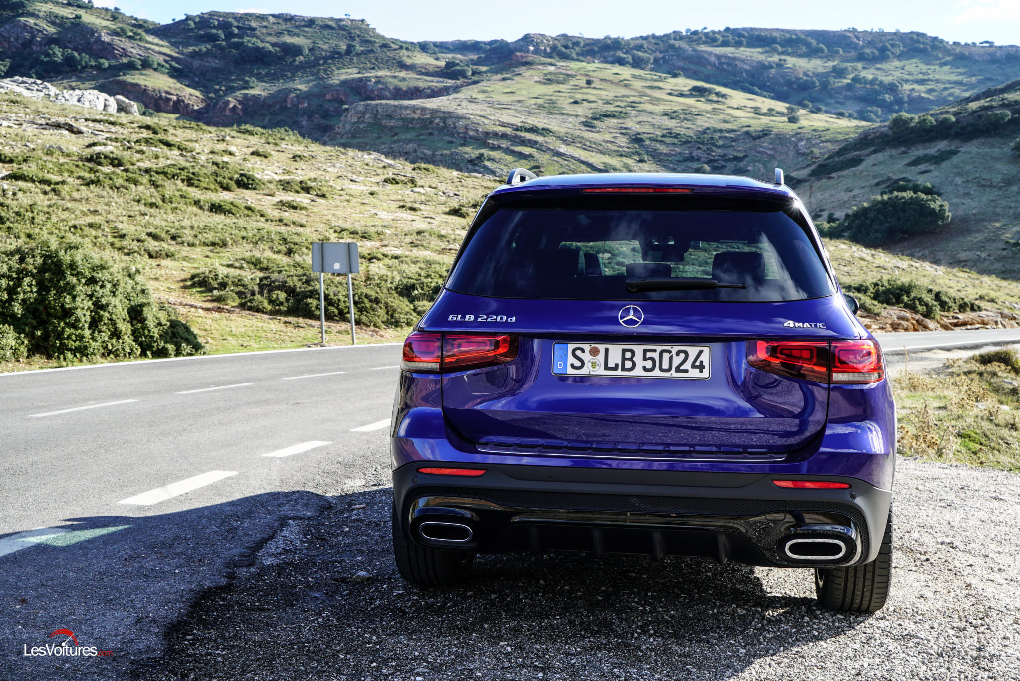 Mercedes-Benz GLB : "7 en SUV premium", essai - Les Voitures