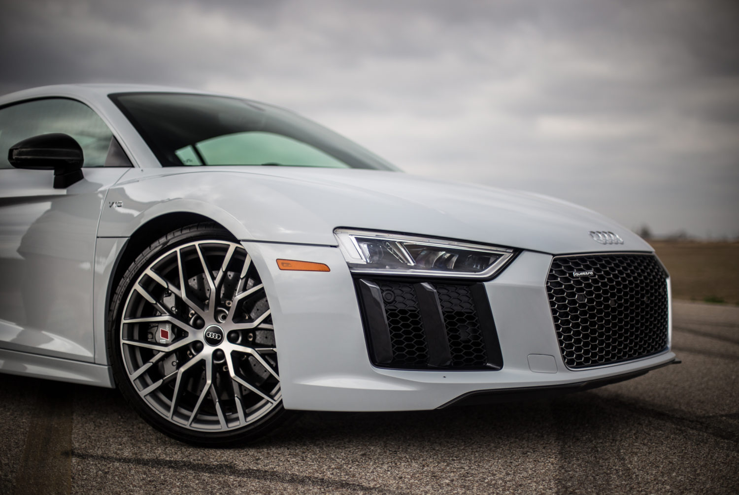 Audi R8 : Hennessey Performance l'optimise à plus de 910 chevaux - Les ...