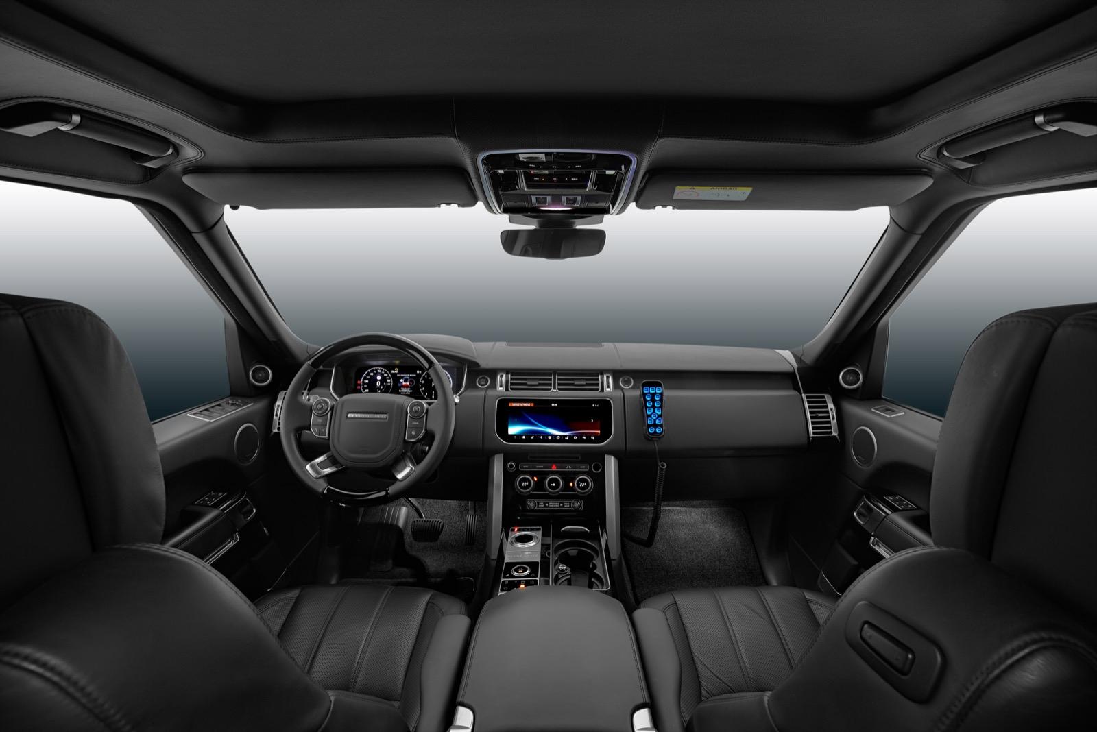 Vidéo : balade luxueuse en Range Rover Limousine - Les Voitures