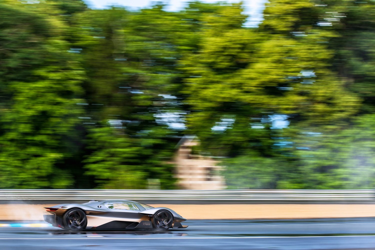 Vision 1789 : l'Hypercar française présentée par son créateur - Les ...