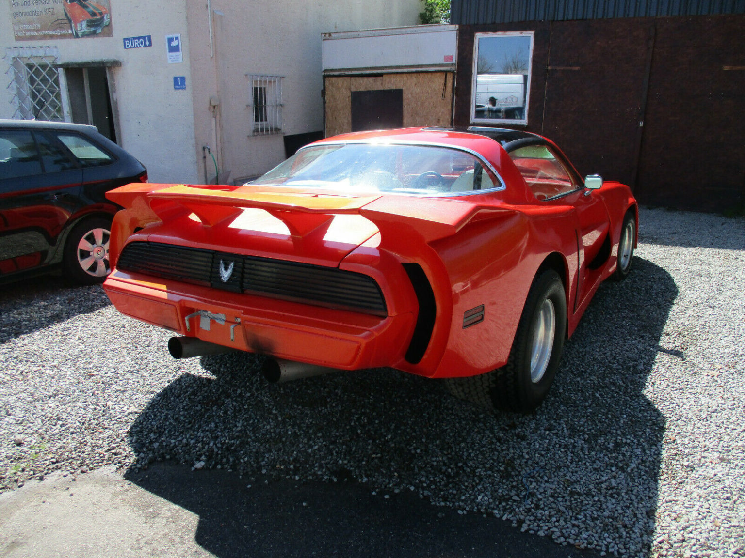 Pontiac Trans Am Firebird : une horrible Batmobile à vendre 12 500 ...
