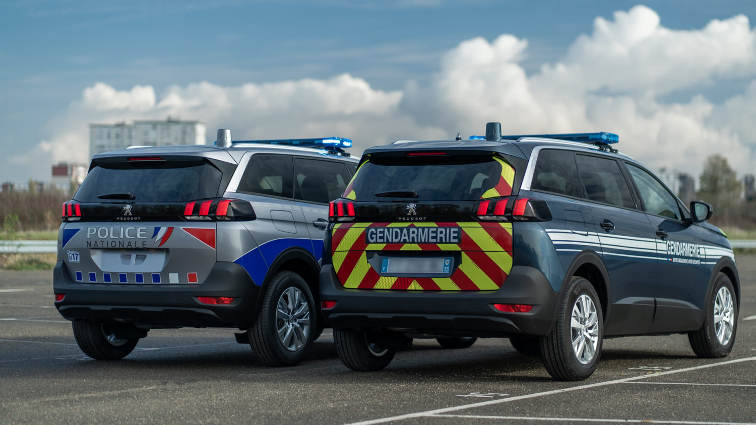 Peugeot 5008 : 1 263 SUV pour nos forces de l'ordre - Les Voitures