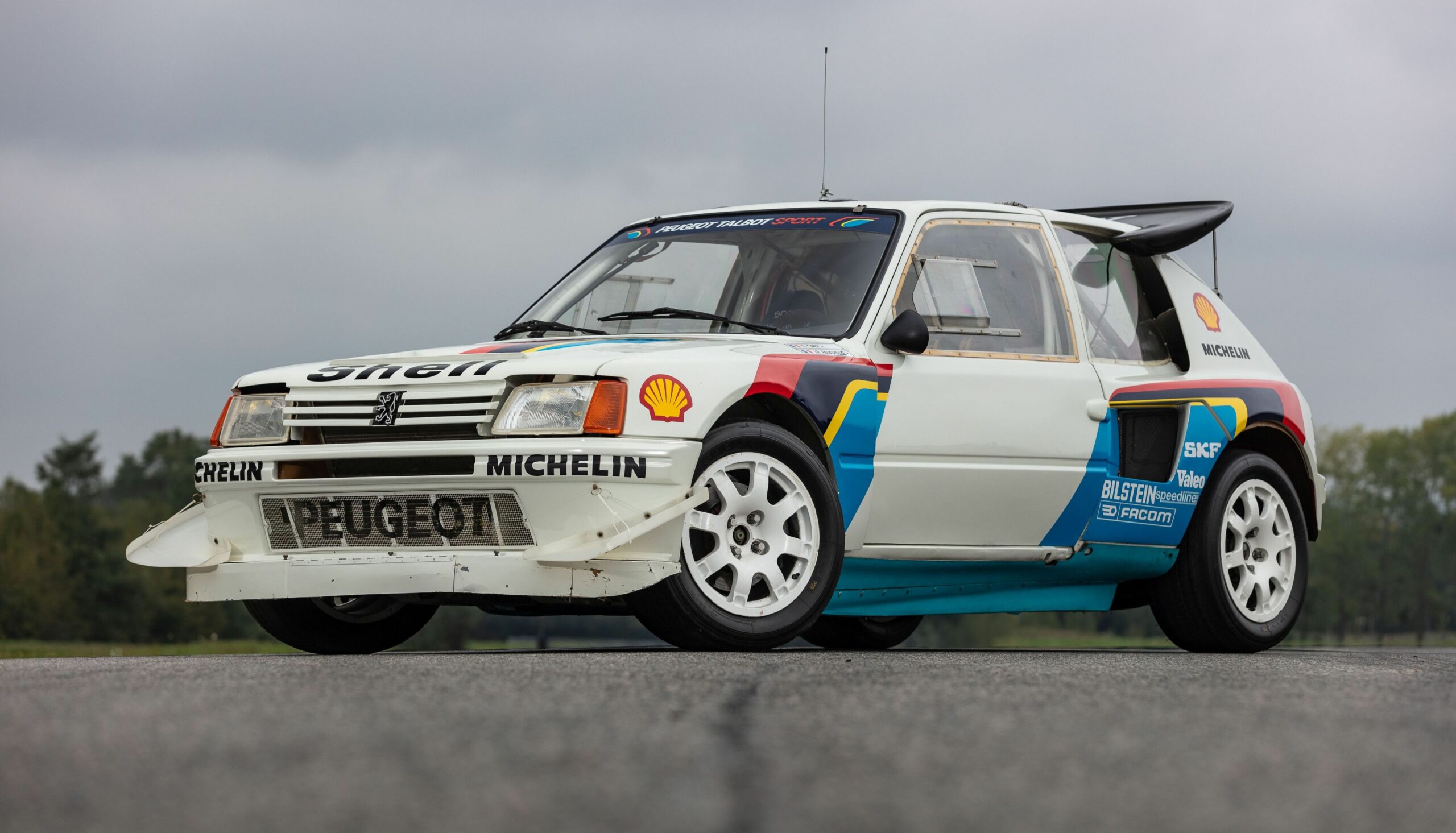Peugeot 205 Turbo 16 Une Superbe Evo 2 Vendre Les Voitures