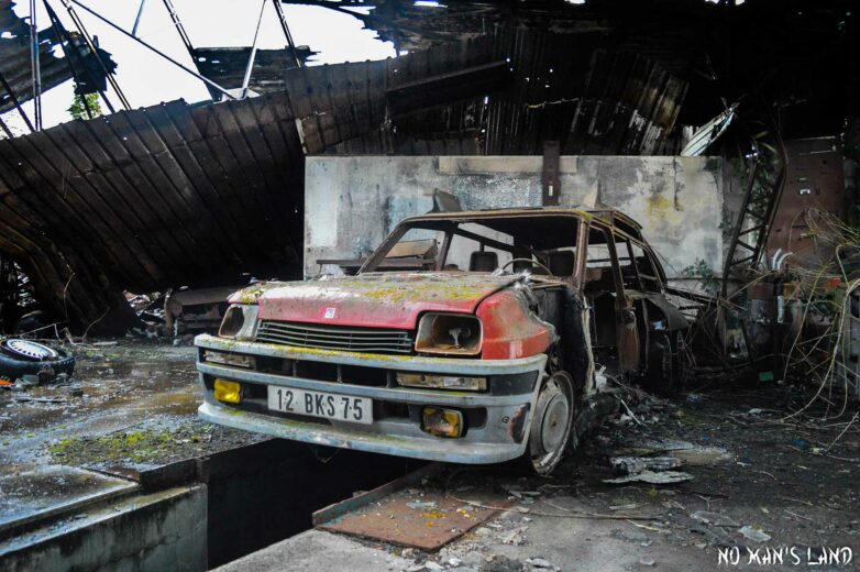 Urbex : retour sur l'unique Renault 5 Turbo 6 roues "partie en enfer ...