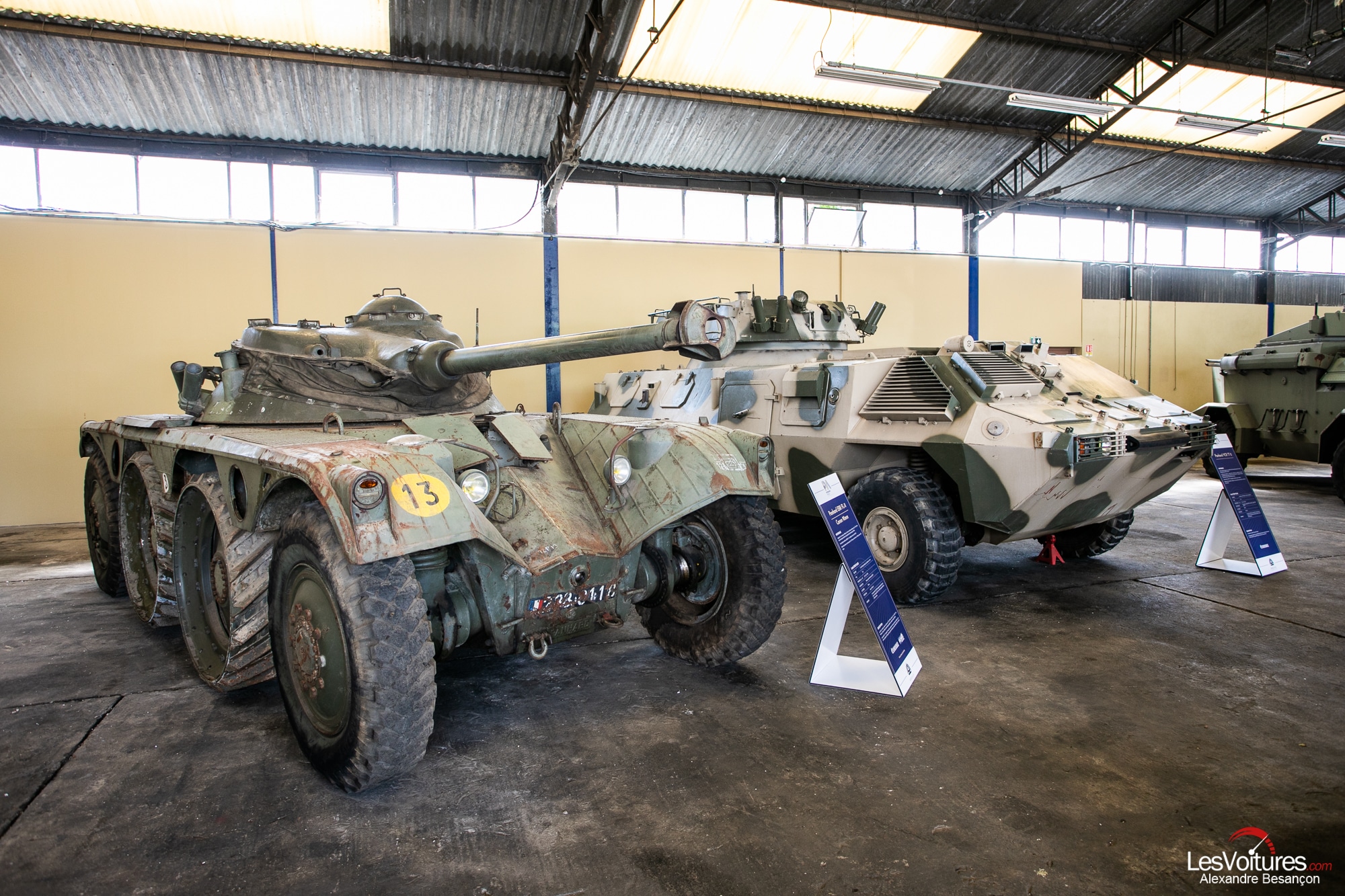 Vidéo : voici l'incroyable "Renault Clio Tank" - Les Voitures