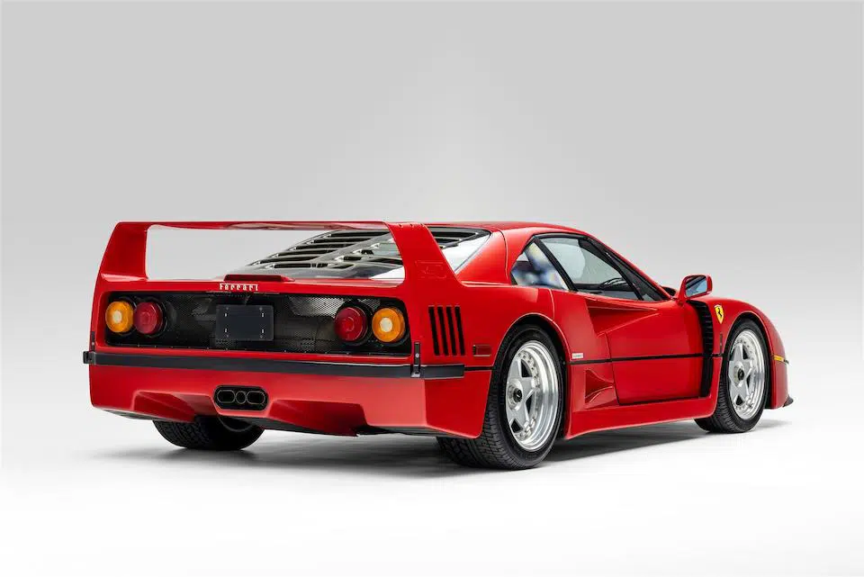Ferrari F40 : un rare exemplaire américain à vendre - Les Voitures