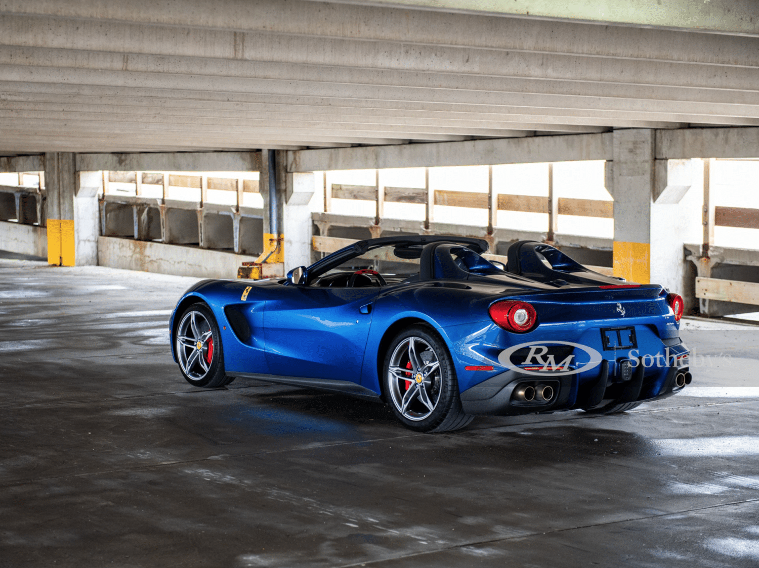 Ferrari F60 America : l'un des 10 exemplaires est à vendre - Les Voitures