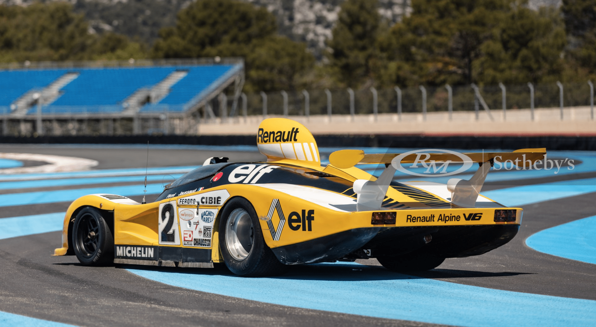 Renault-Alpine A442B : un magnifique exemplaire à vendre - Les Voitures