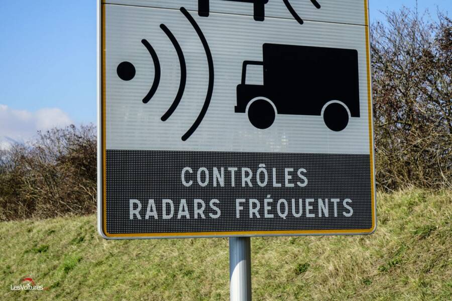 Radar fixe PORNICHET RD92 - Les Voitures