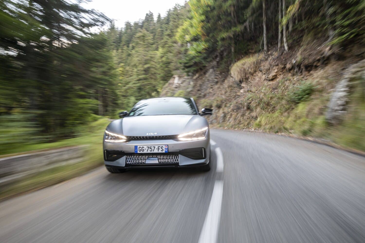 Kia EV6 GT : en mode Spéciale au Col de Turini, essai - Les Voitures