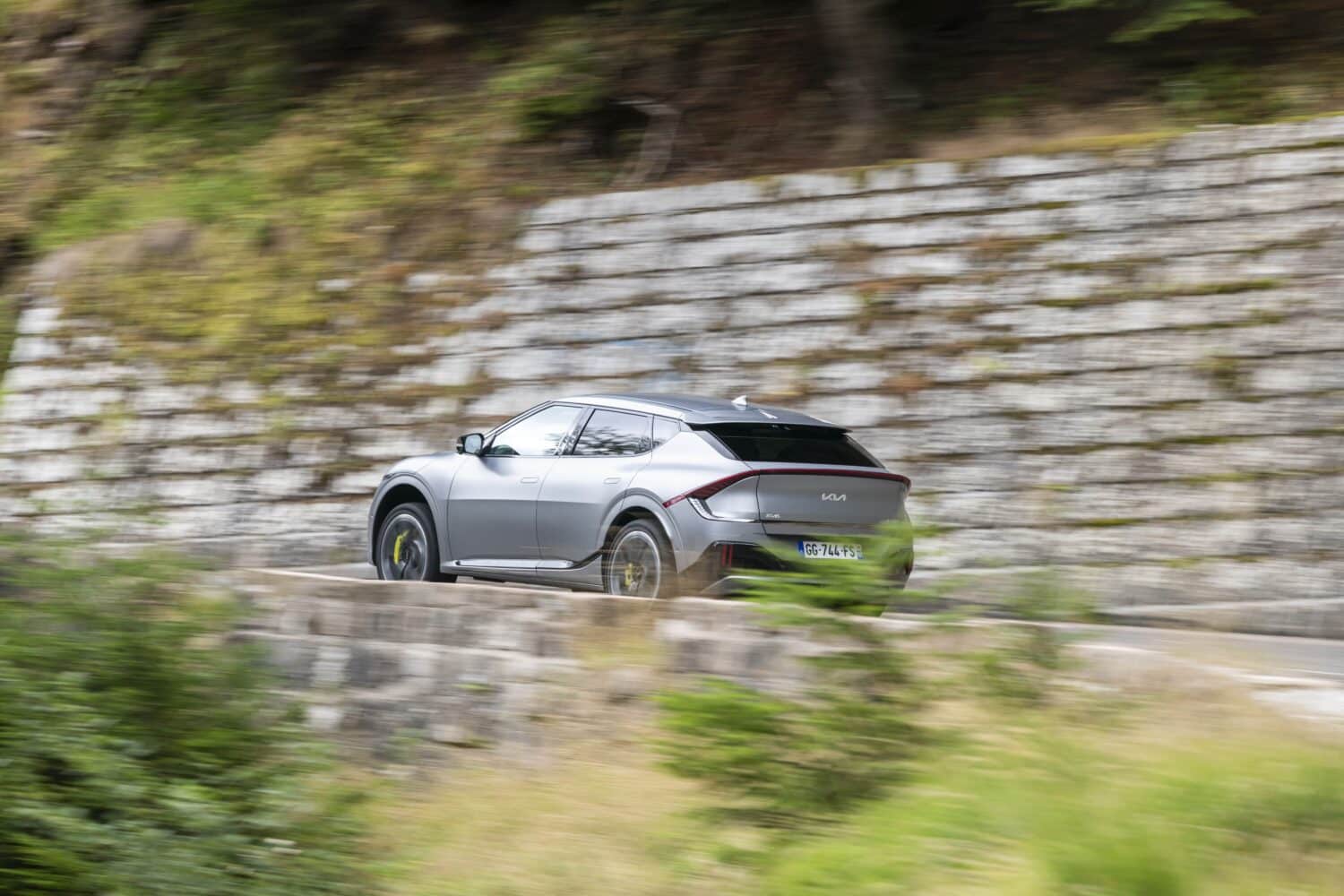 Kia EV6 GT : en mode Spéciale au Col de Turini, essai - Les Voitures