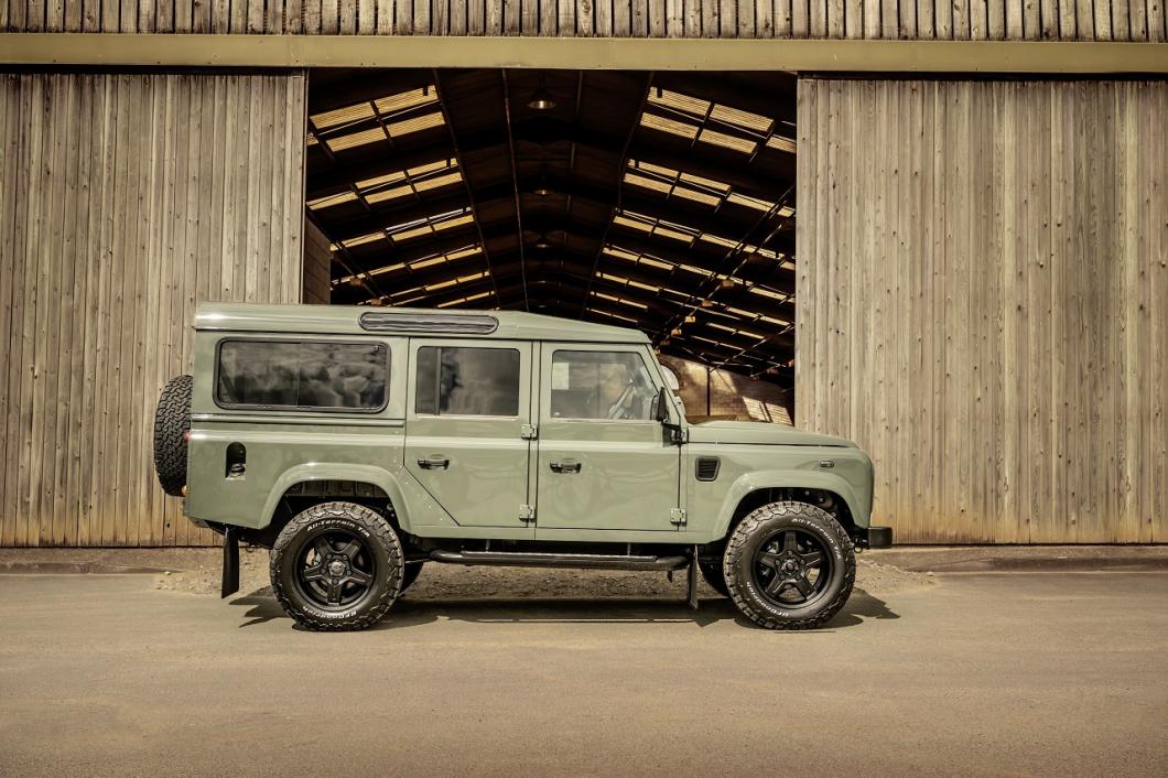 Land Rover Defender 110 : 16 exemplaires de 2015 neufs et préparés à ...