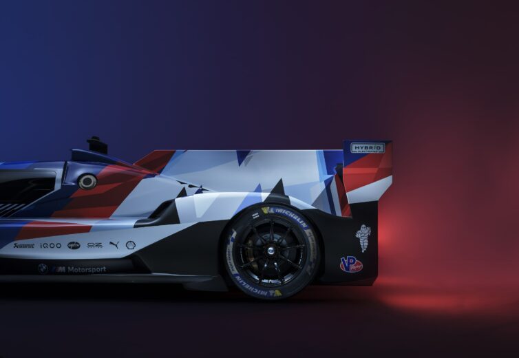 24 Heures du Mans : BMW en piste en 2024 avec la BMW M Hybrid V8 - Les ...