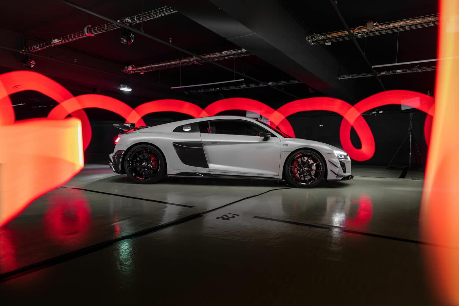 Audi R8 V10 GT RWD : shooting photo à Paris - Les Voitures