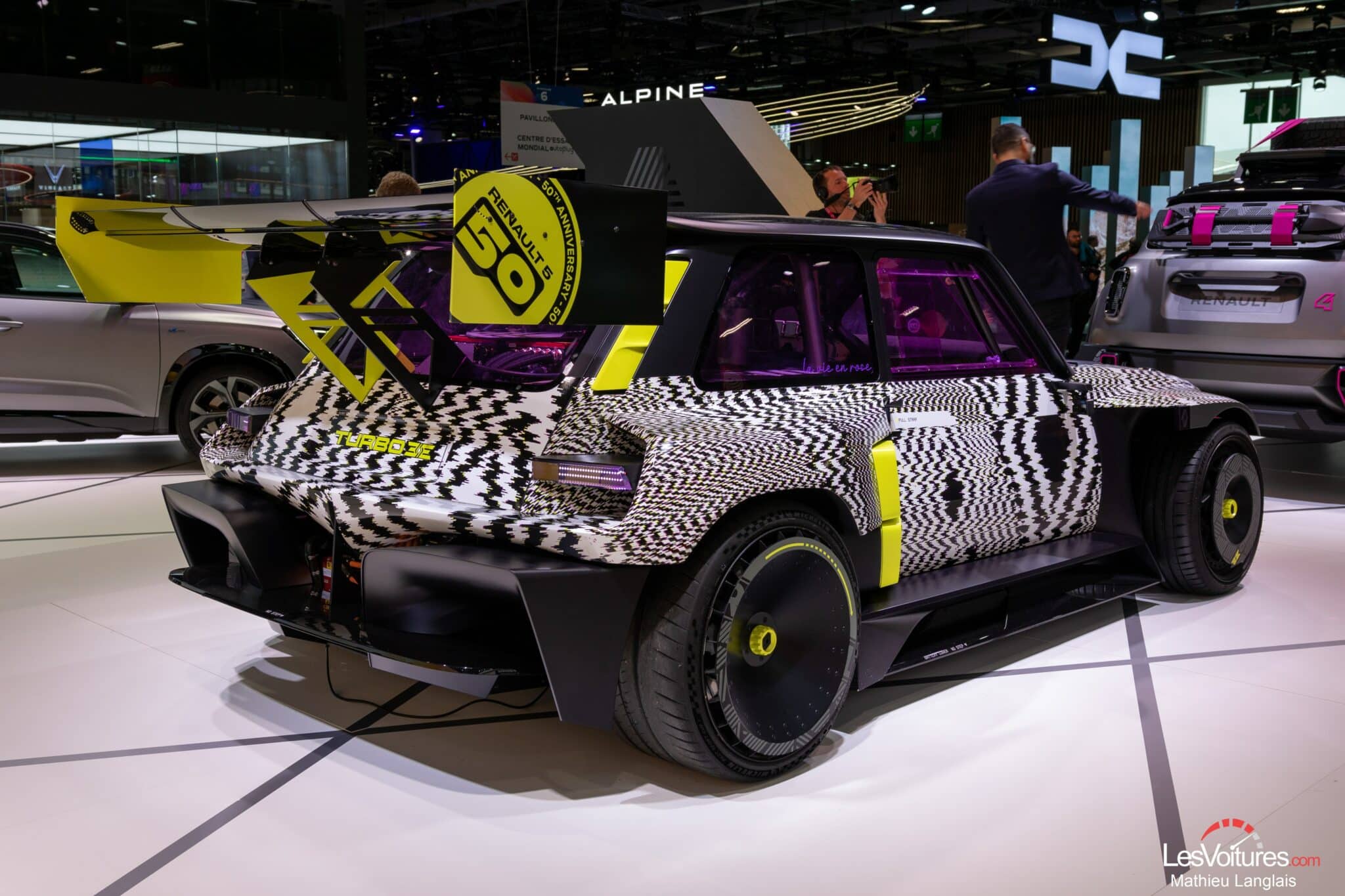 Renault R5 Turbo 3E : Luca de Meo souhaite l'engager en WRC - Les Voitures