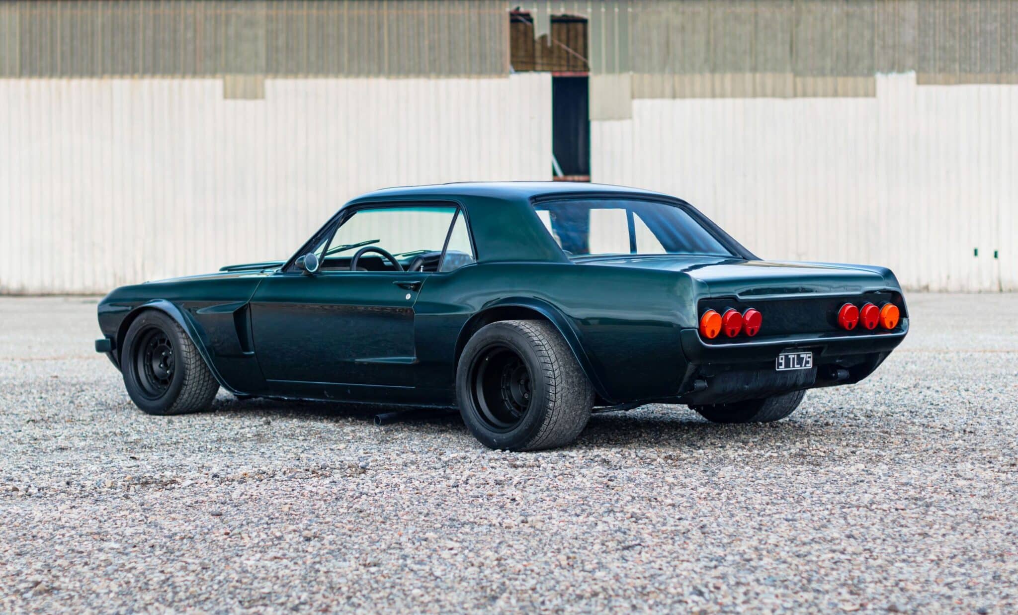 Rétromobile : la Ford Mustang de Jean-Paul Belmondo (Le Marginal) à ...