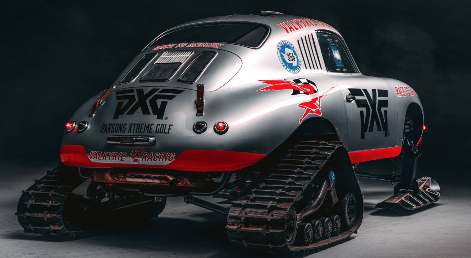 Rétromobile : une Porsche 356 à chenilles et skis à découvrir - Les ...