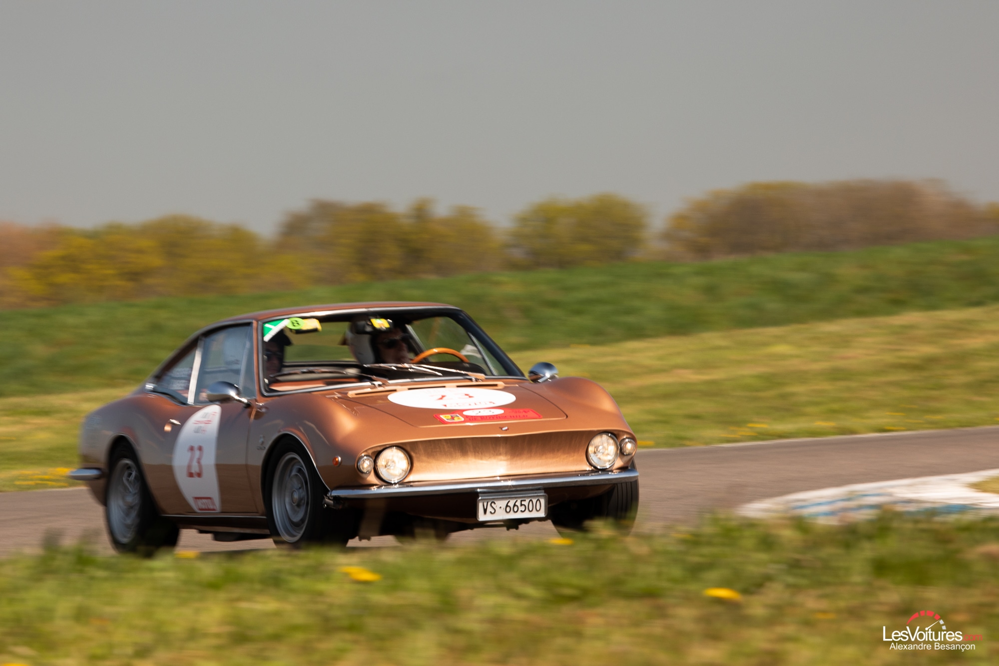 Tour Auto : retour sur l'épopée de la Fiat 850 Moretti Sportiva - Les ...