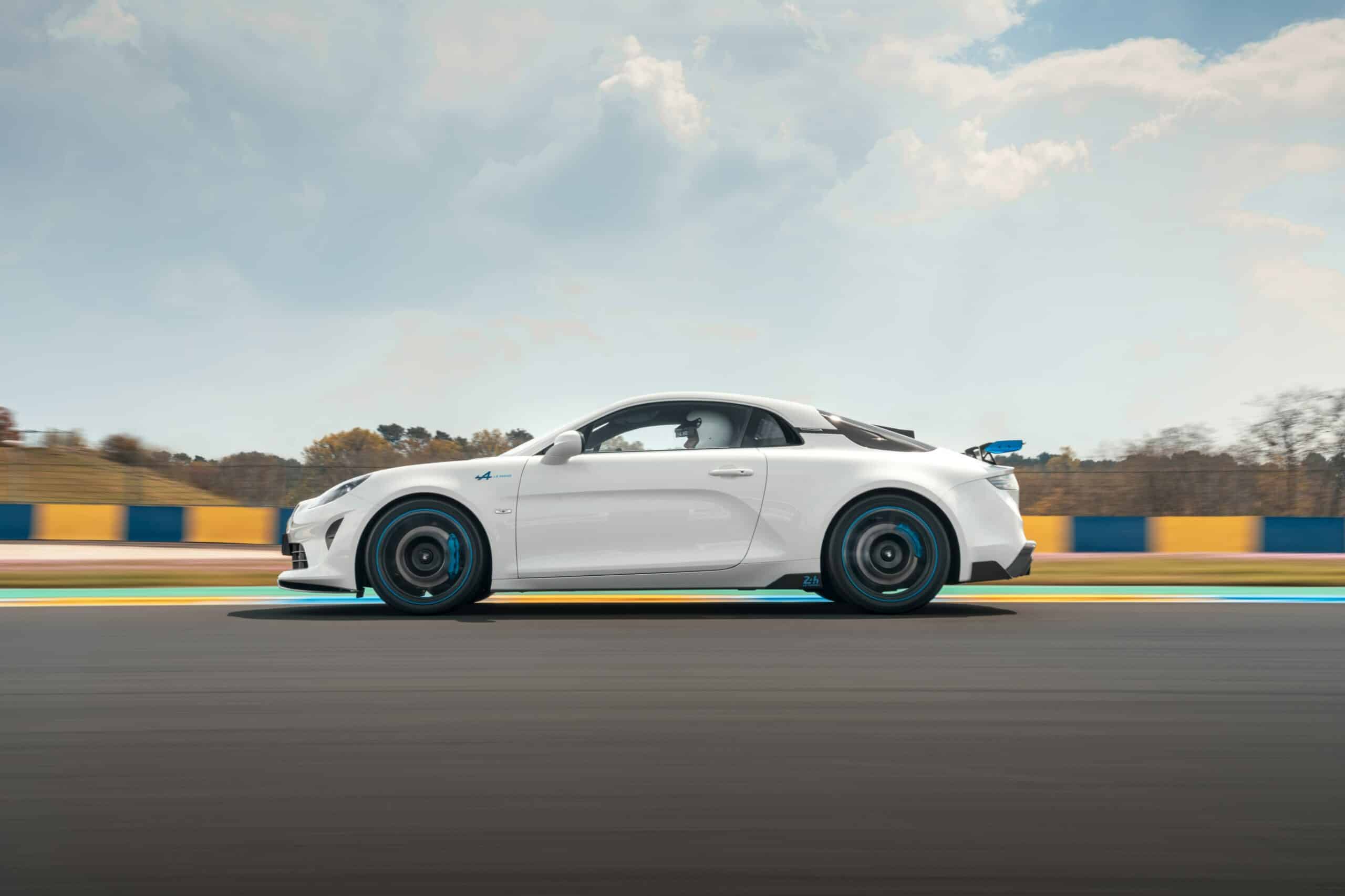 Alpine A110 R Le Mans : 100 exemplaires au prix unitaire de 140 000 ...